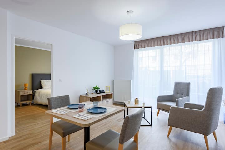 A Nanterre, Charmant T2 En Résidence Sécurisée - Rueil-Malmaison