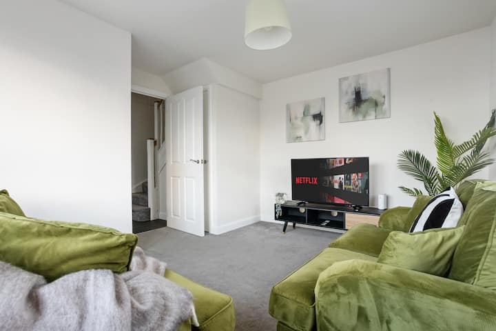 Modern 4br Home 10 Beds Family-friendly, Aylesbury - Aylesbury