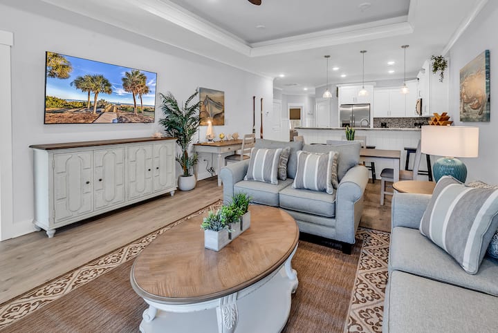 Luxury Pondside Retreat - Huntington Beach State Park, Murrells Inlet