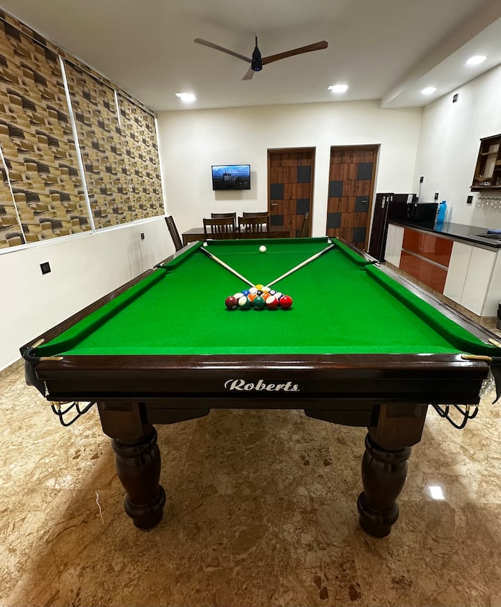 2 Bedroom House With Pool Table - Madurai