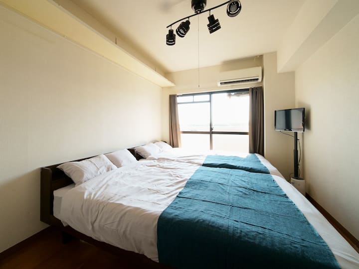 ダブルベッド2台/最大4名/ファミリー・連泊におすすめ/キッチン・洗濯機あり/バス・トイレ別/102 - Fukuoka