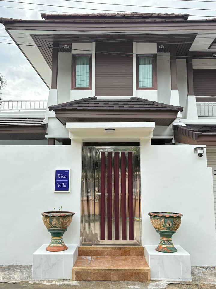 Risavilla Phuket: 4br Pool Villa Near Patong Beach - Patong Beach