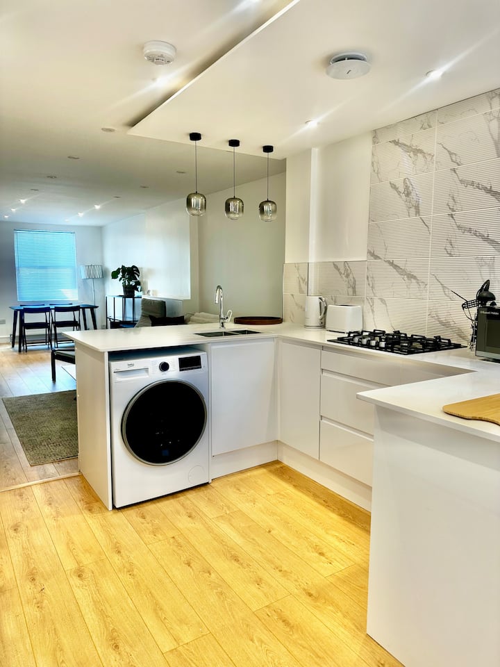 Luxury 2 Bedroom Cottage In South East London - Bromley