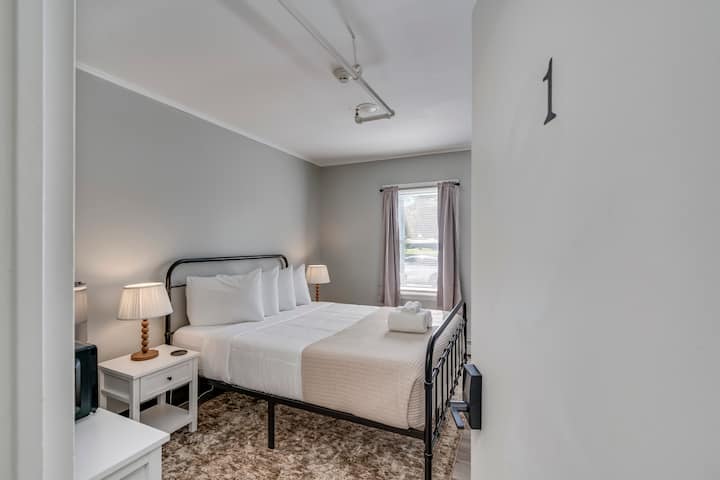 The Pine Street Inn - Room 1 - Watertown, NY