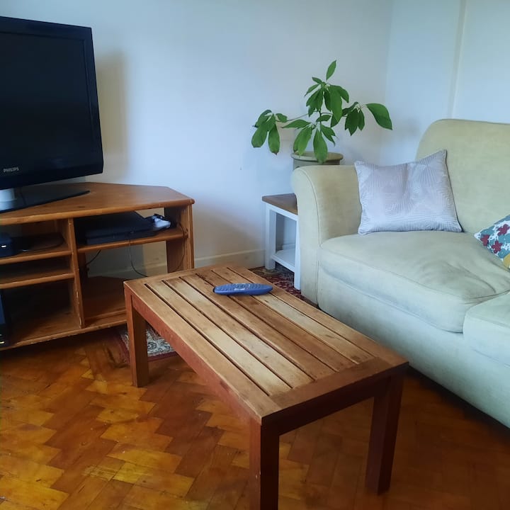 Self-catering Street Level Apartment. - Oxford