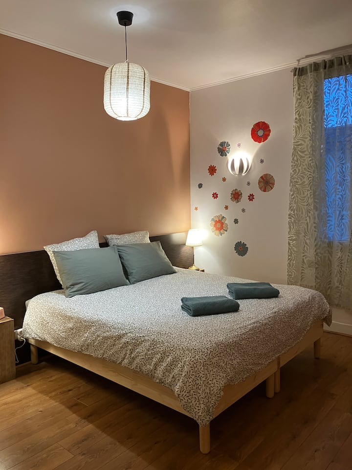 Pomerol – Chambre Janis, Petit-déj & Parking - Saint-Émilion