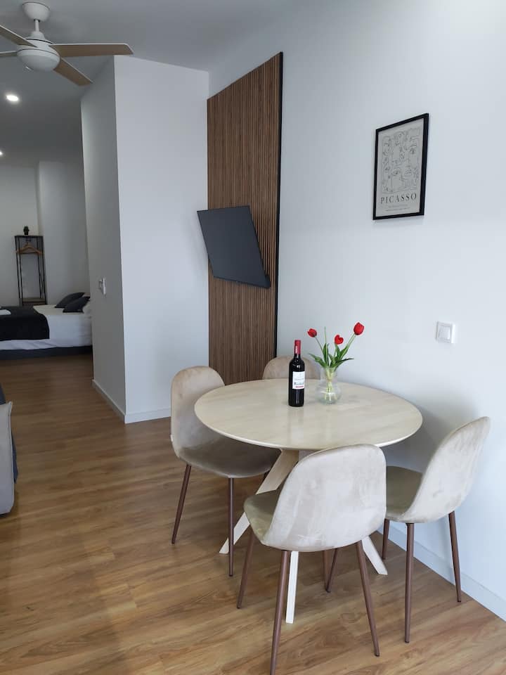 Apartamento Hipopótamo - Valencia Airport (VLC)