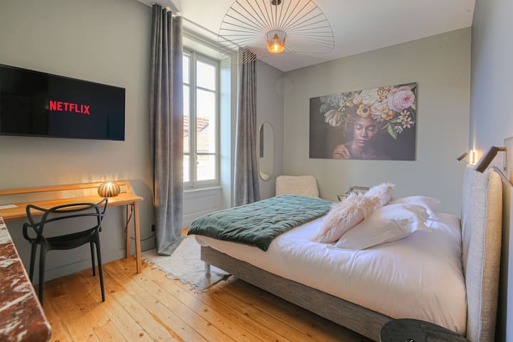 L'exception En Beaujolais - Proche Lyon - Anse