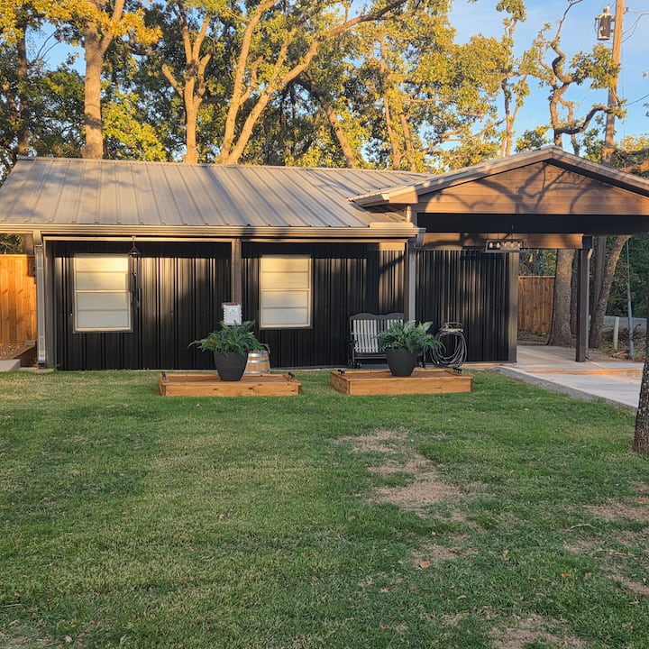 Enchanted Forest Getaway - Lake Texoma