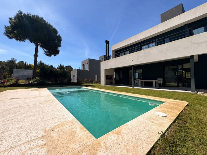 Casa Con Piscina Nayades Pinamar (No Jovenes) - Pinamar