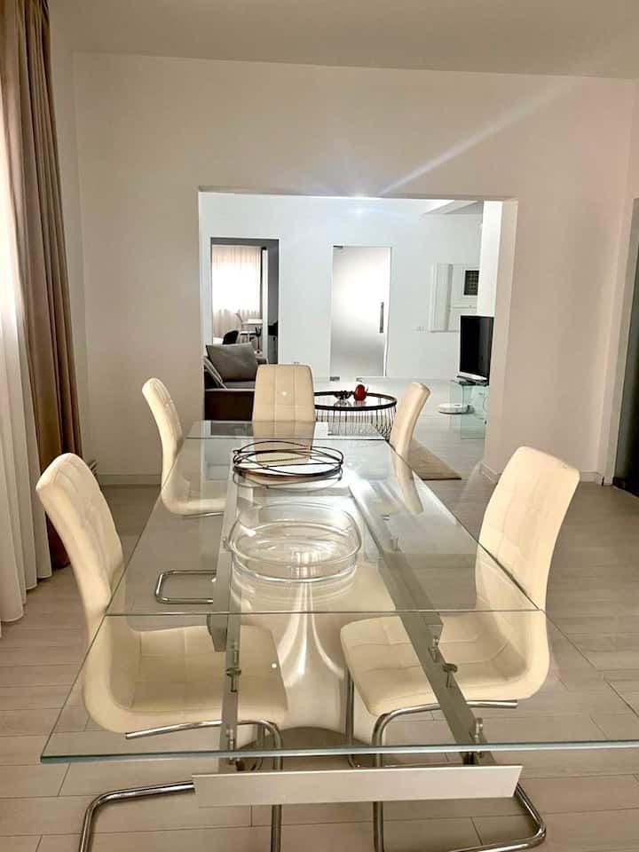 Luxury Bucharest Central Apartment - Bucareste