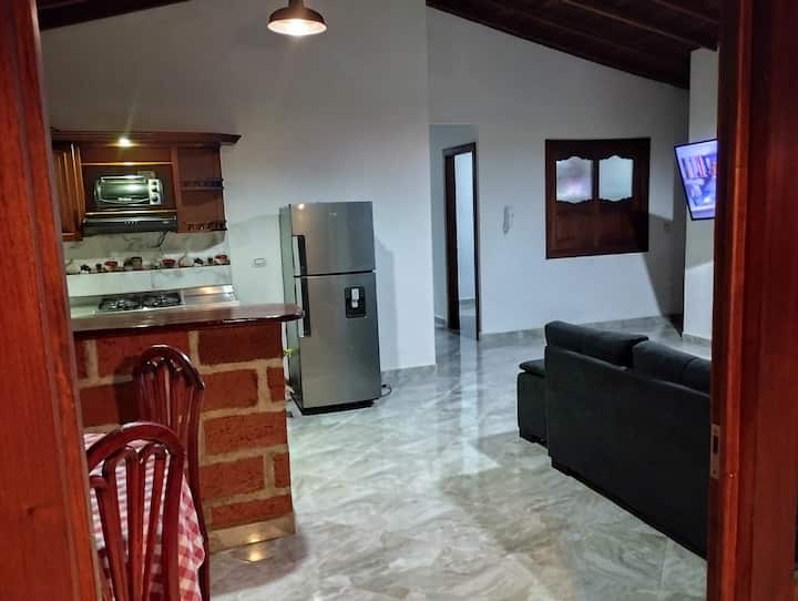 Amplio Apartamento Con Balcón En Jardín Antioquia. - Andes