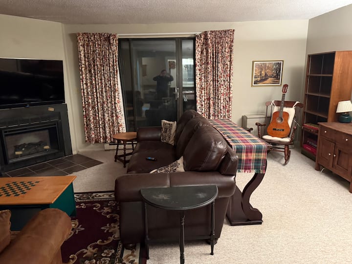 Charming 3bdrm 2 Bath Condo Sleeps 7 - Waterville Valley, NH