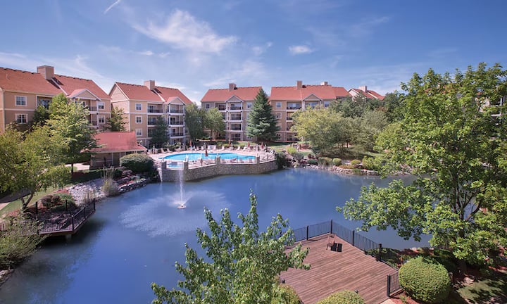 Huge 4br Presidential In Branson At The Meadows. - Branson, MO