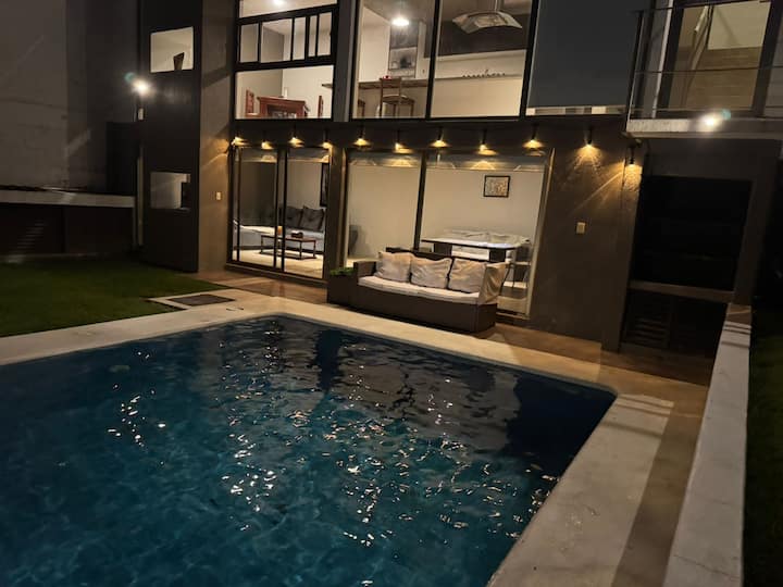 Casa Bonita Con Piscina Privada Y JardÃn - Valle de Bravo