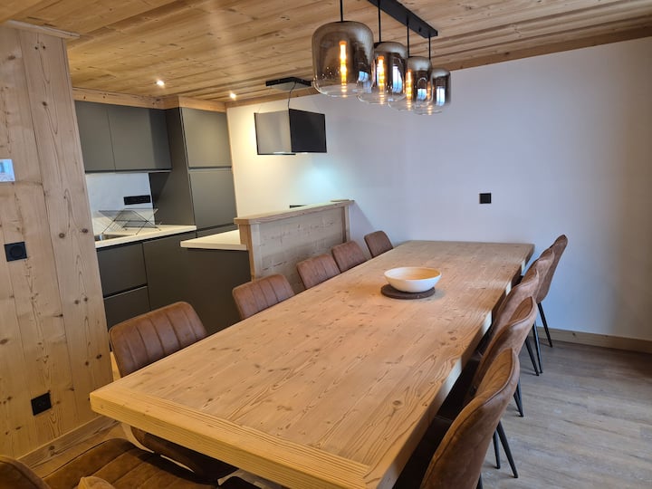 12/14 Pers Front De Neige Ménage Inclus - Montgenèvre