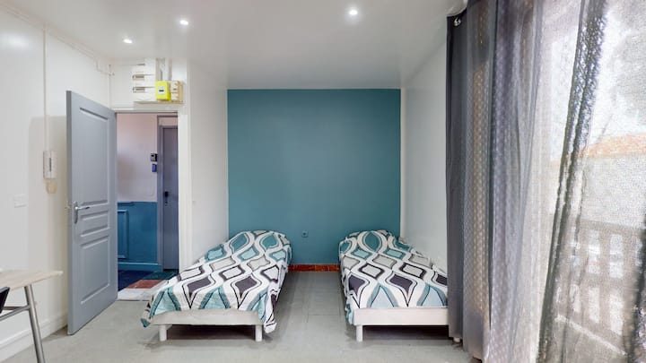 Studio “Game & Stay” – Idéal Pour Matchs/concerts - Bobigny