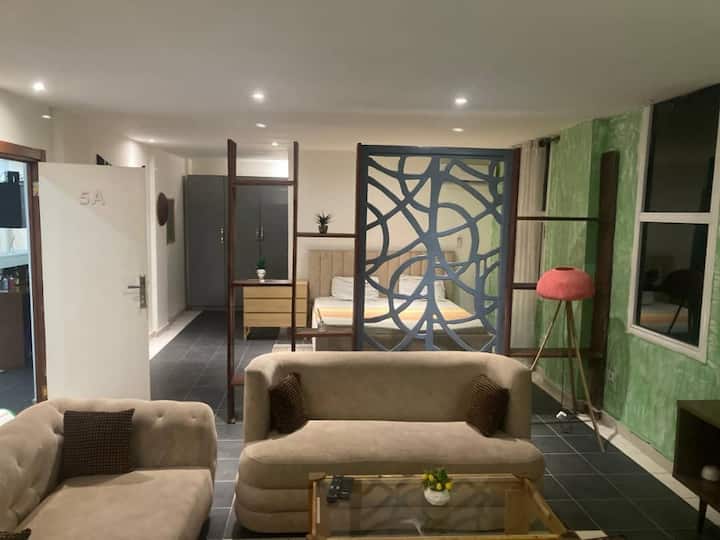 5a Hi (Studio) - コナクリ