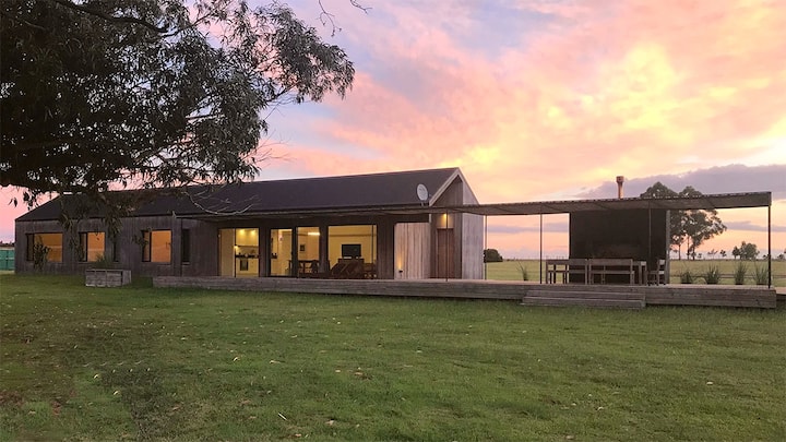 Encantadora Casa Estilo Nordico En El Quijote - San Carlos