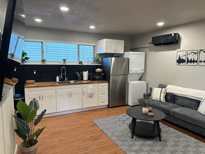 Modern 1 Bedroom Apt In Tigard/beaverton - Tigard, OR