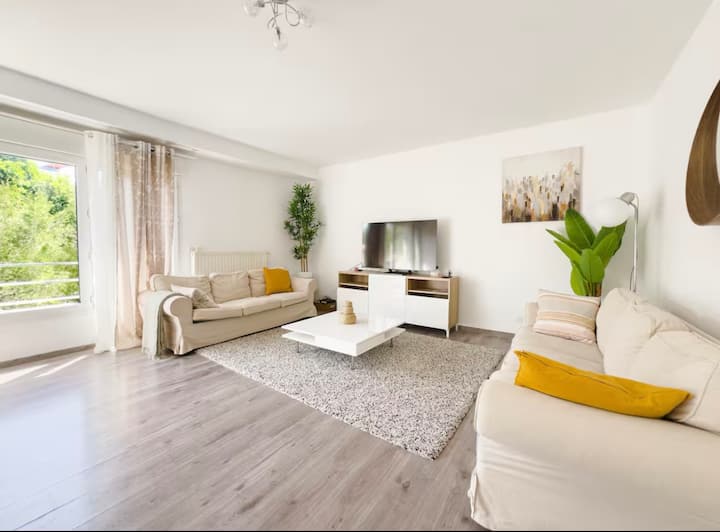 T4 Avec Grande Terrasse/parking - Port Marianne - Montpellier