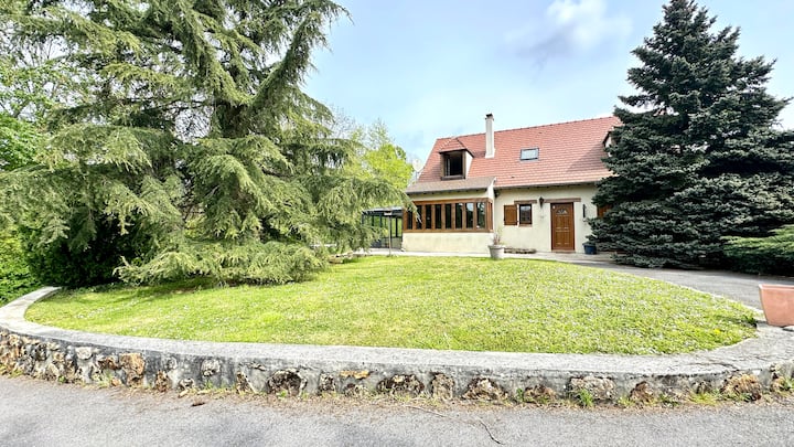 Grande Maison Familiale Avec Jardin & Parking - Le Parc des Félins - Lumigny