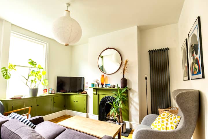 Cosy Trendy York Cottage With Minster Views. - York