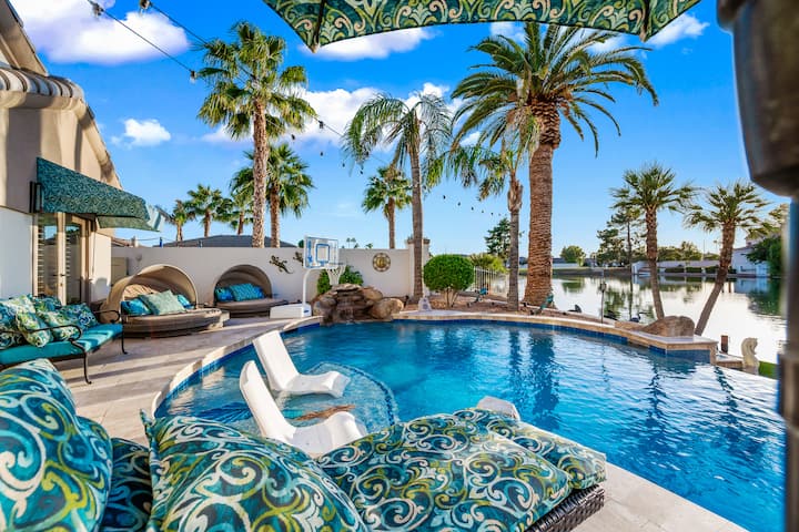 The Luxe Val Vista Escape – Sleeps 12 - Gilbert, AZ