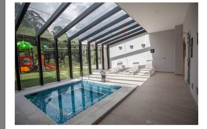 Moderno Apto Con Piscina Y Zonas Húmedas. - Rionegro