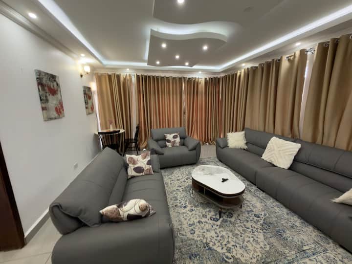 Himma’s Sea View Luxury Penthouse - Freetown