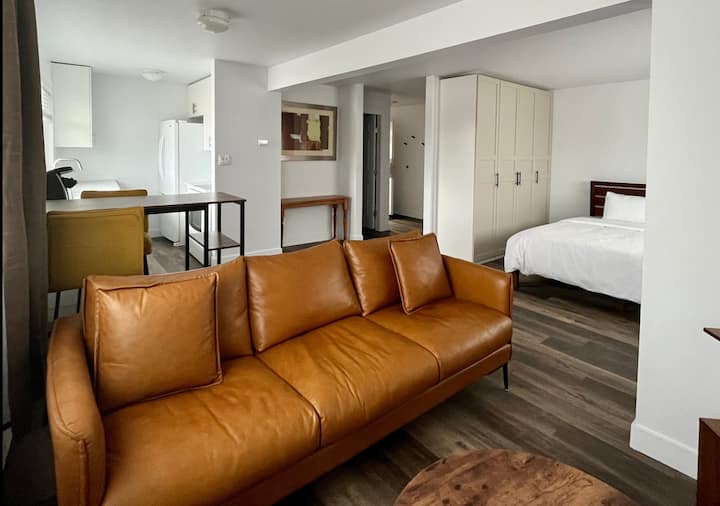 Private Apartment Suite - New Renovations - Prince George