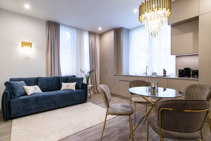 Deluxe King Suite | Pool & Sauna | Resort Beatrice - Ljubljana