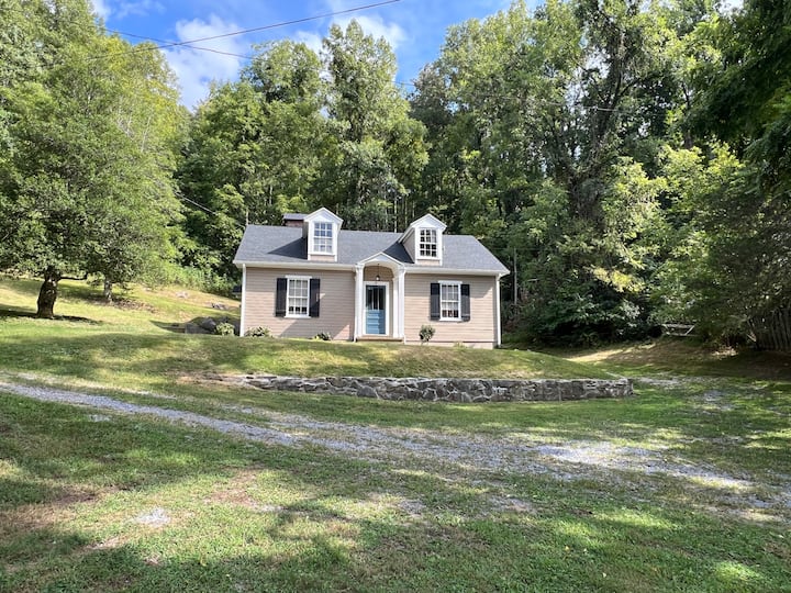 Landors Cottage - Natural Bridge State Park, Natural Bridge