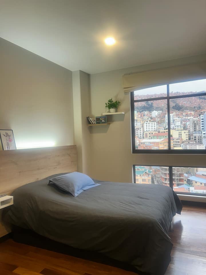 Estudio Moderno En Piso 15 - La Paz