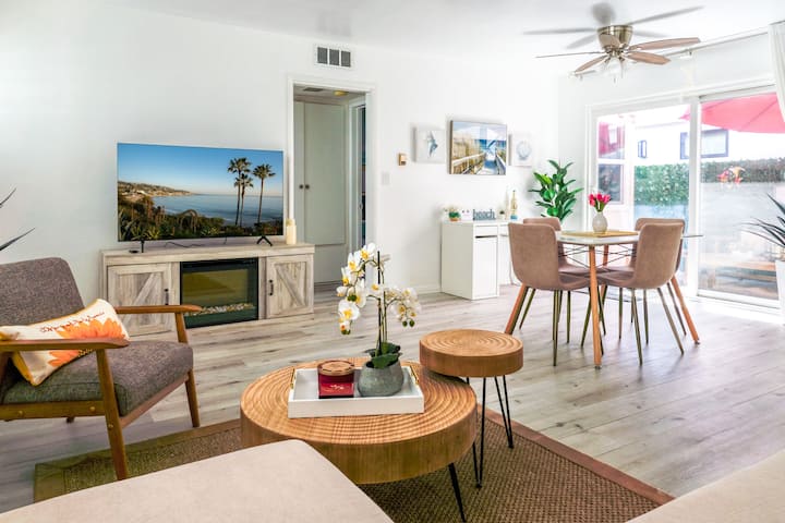 Charming Beach Unit/walk To Beach+king Bed & Ev - Newport Beach, CA