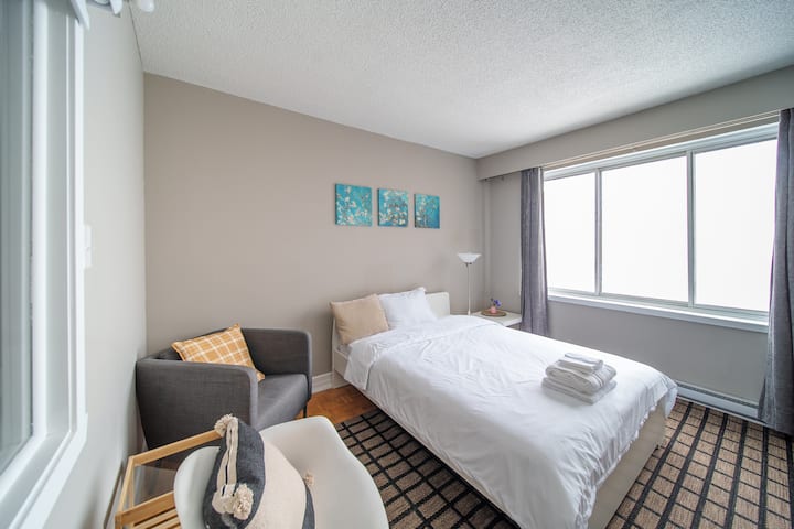2 Beds In Dt Montreal, 5 Minutes To Bell Center - LaSalle