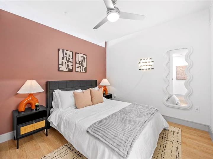 The Rosewood Suite 1br | Pool + Near The Domain - Austin’s, Pflugerville