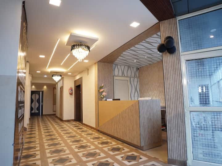 Sara Residency Inn - Prayagraj