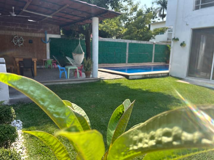 Billar, Salón De Juegos, Brincolin, Asador, Alberc - Cuernavaca