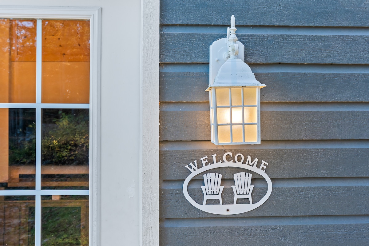 Lake Muskoka Waterfront, Private, Close to Town - Airbnb