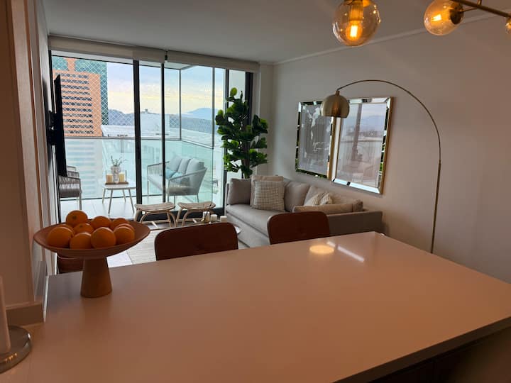 Depto Nuevo De Lujo Con Gran Vista Junto Al Mall - Chile