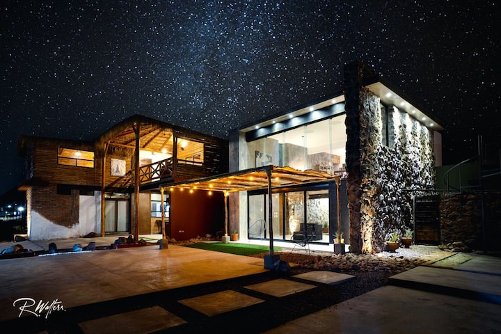 2 Houses 2 Pools 5 Bdrms Diferent Design - San Carlos Nuevo Guaymas