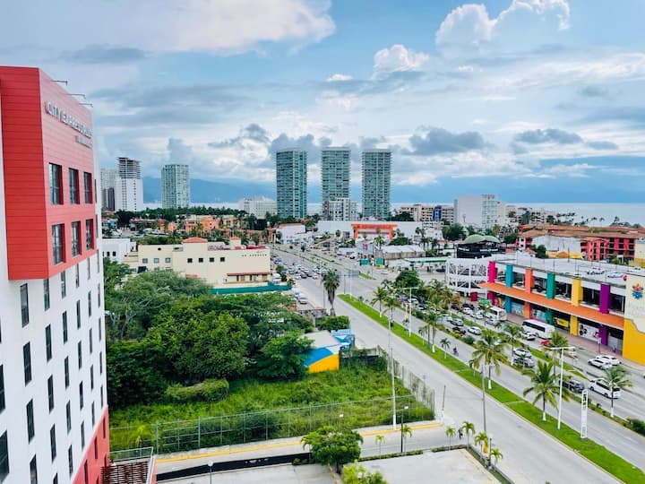 Bliss Escape At Deck 12, Oceanview, Free Shuttle - Puerto Vallarta