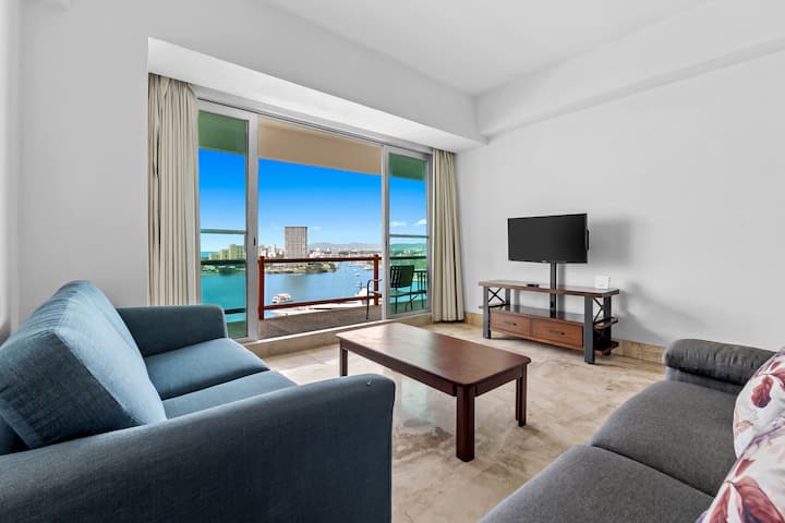 Penthouse Escape Deck12, Oceanview, Free Shuttle - Puerto Vallarta