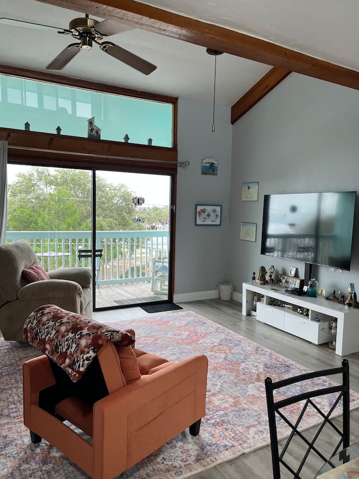 Sunset Vista Condo 328 - Cedar Key, FL