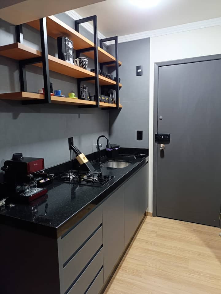 Espaço Moderno E Acolhedor No Centro De Cascavel. - Cascavel