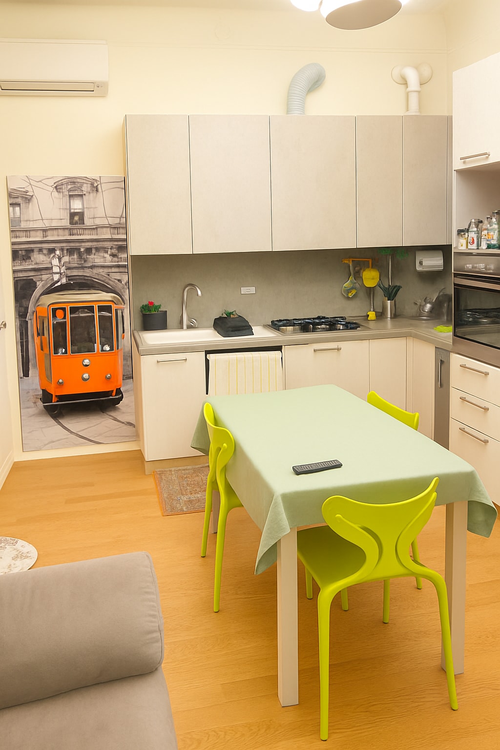 Archimede - Modern 1br @ DateoM4/15' walk to Duomo - Apartments for ...