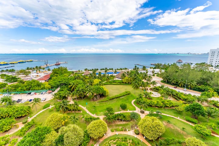 Sensational Views - Beach Access - Luxamenities - Isla Mujeres