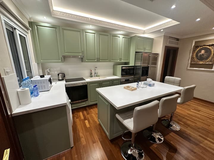 Elegant 2-bedroom Apartment - Nicosia