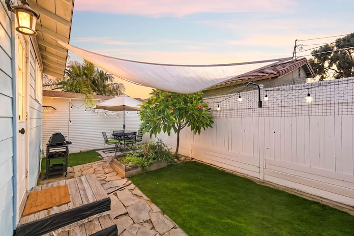 Modern North Park Cottage W/ Backyard & Ev Plug-in - San Diego